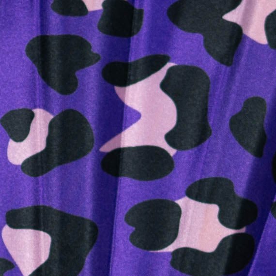 Bamboo Clack Fan - Leopard in Purple